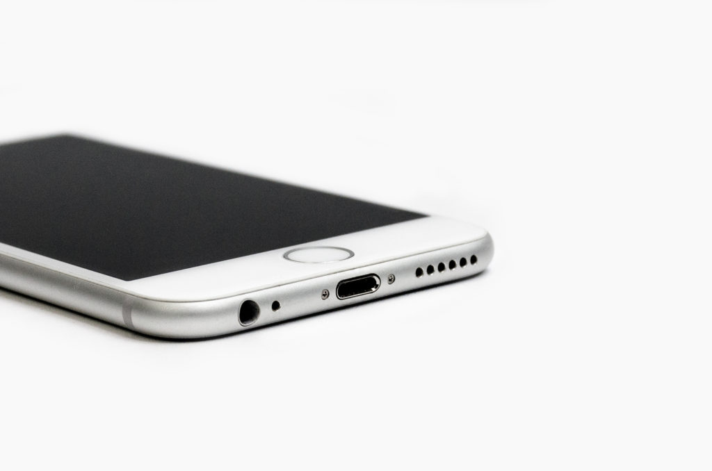5 Mind-Blowing Innovations In Smartphones In 2019 - ASMZine